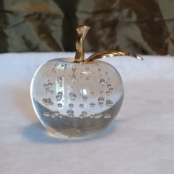 unknown | Office | Vtg Etched New York Apple Art Glass Paperweight ...